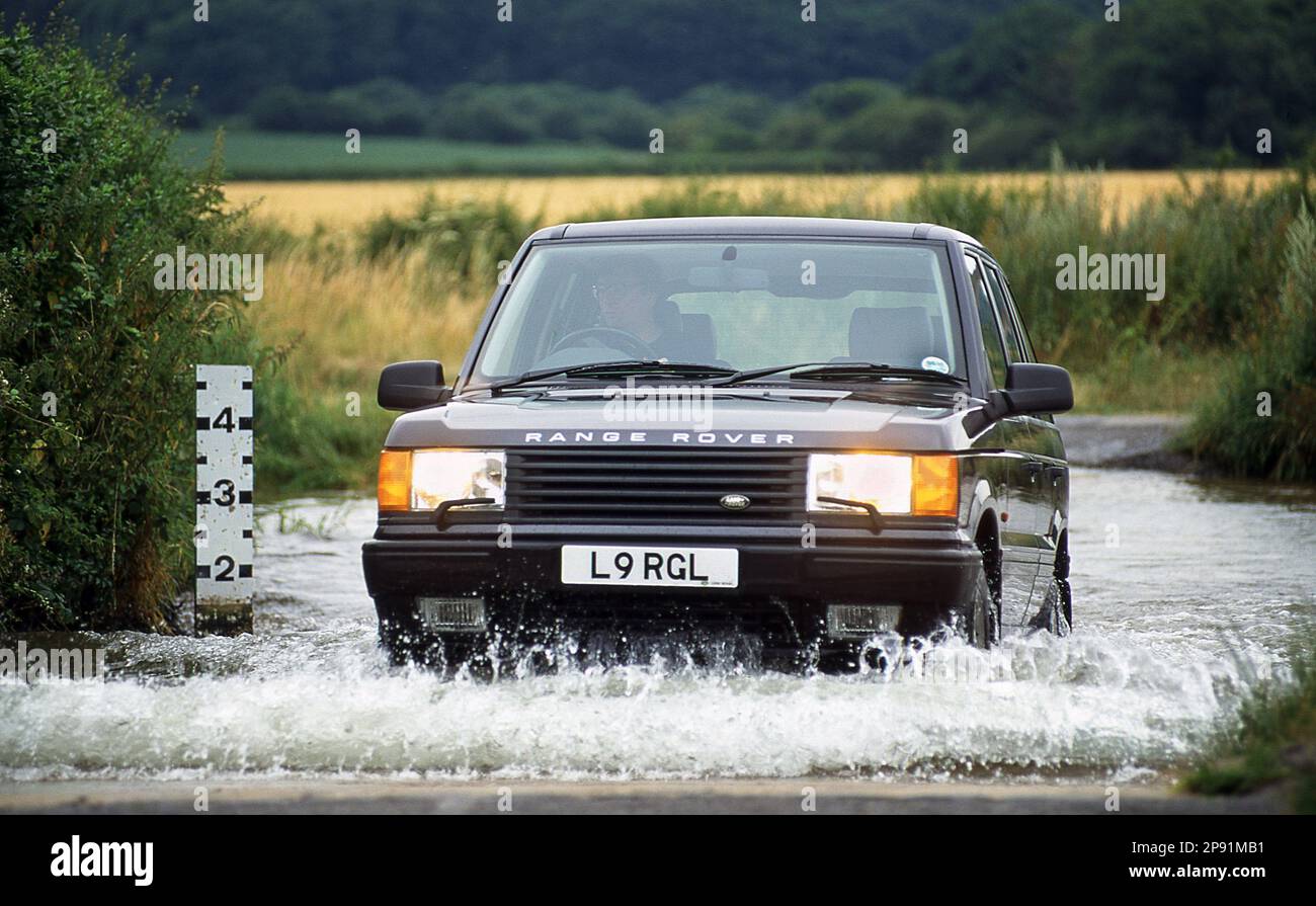 Range rover mk ii hi-res stock photography and images - Alamy