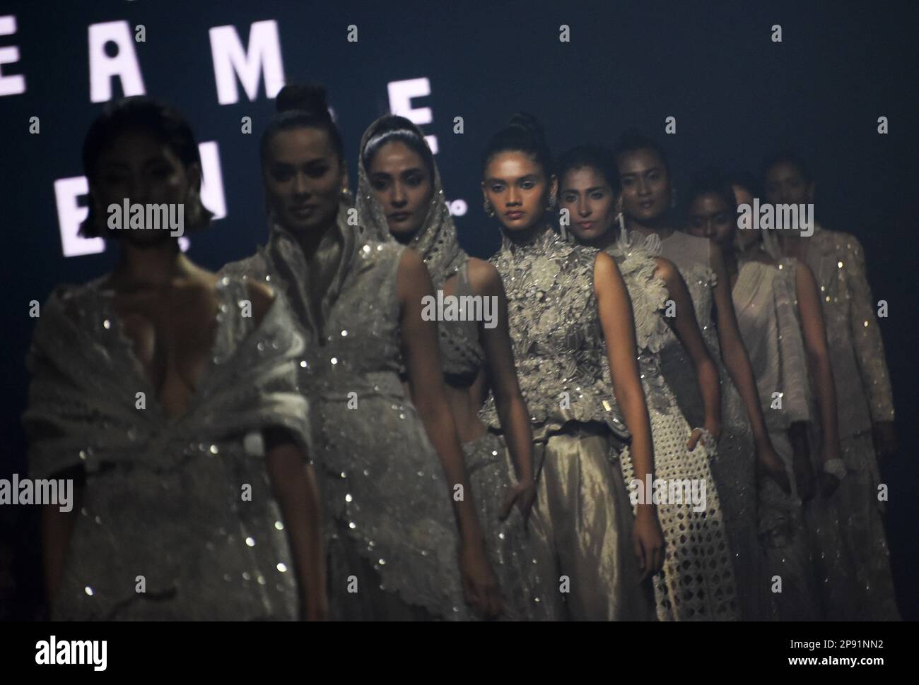 Mumbai, Maharashtra, India. 10th Mar, 2023. Fashion models walk in a ...