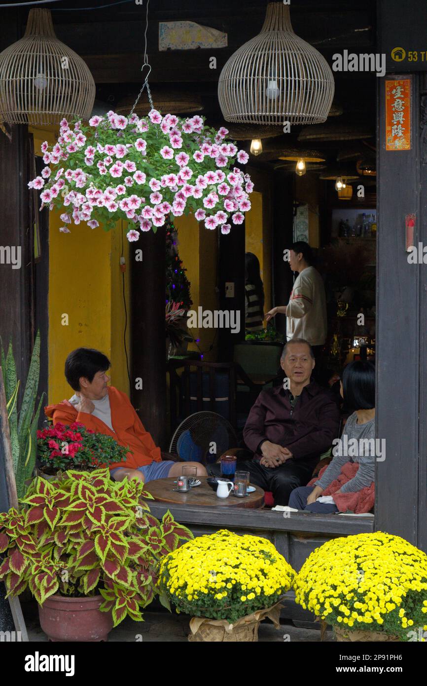 Vietnam, Hoi An, cafe, people Stock Photo - Alamy