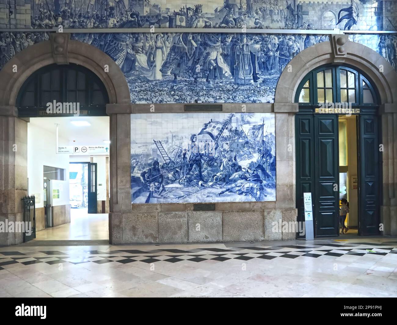 Inside Sao Bento railway station in Porto with famous tiles Stock Photo ...