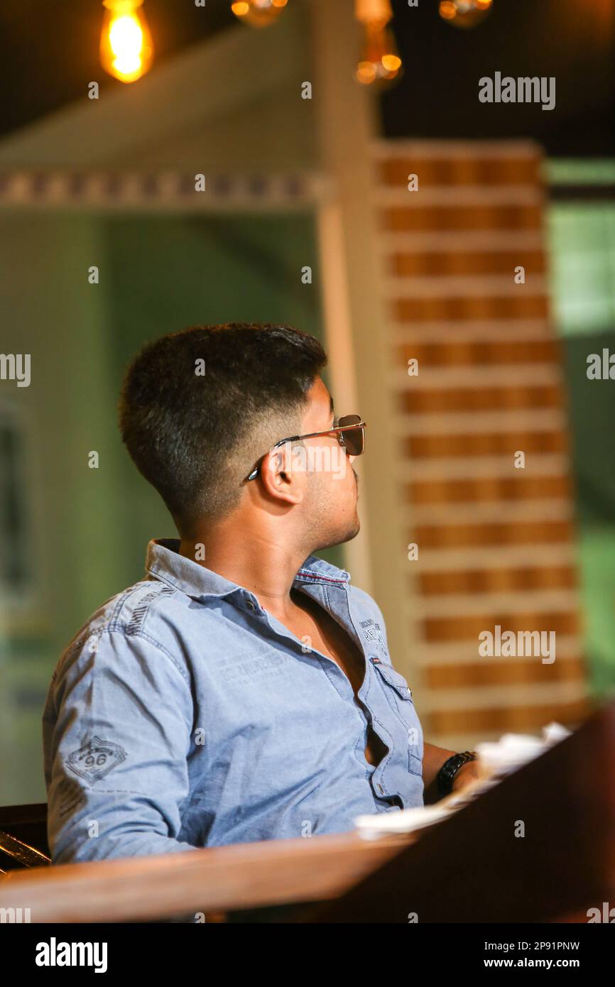 Best hear catting hi-res stock photography and images - Alamy