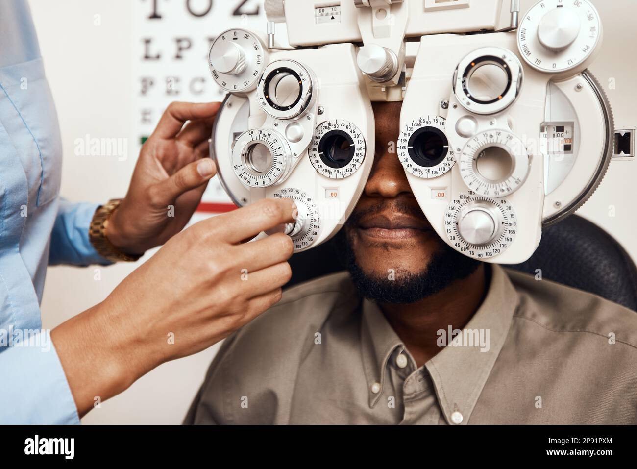 Refractor hi-res stock photography and images - Alamy