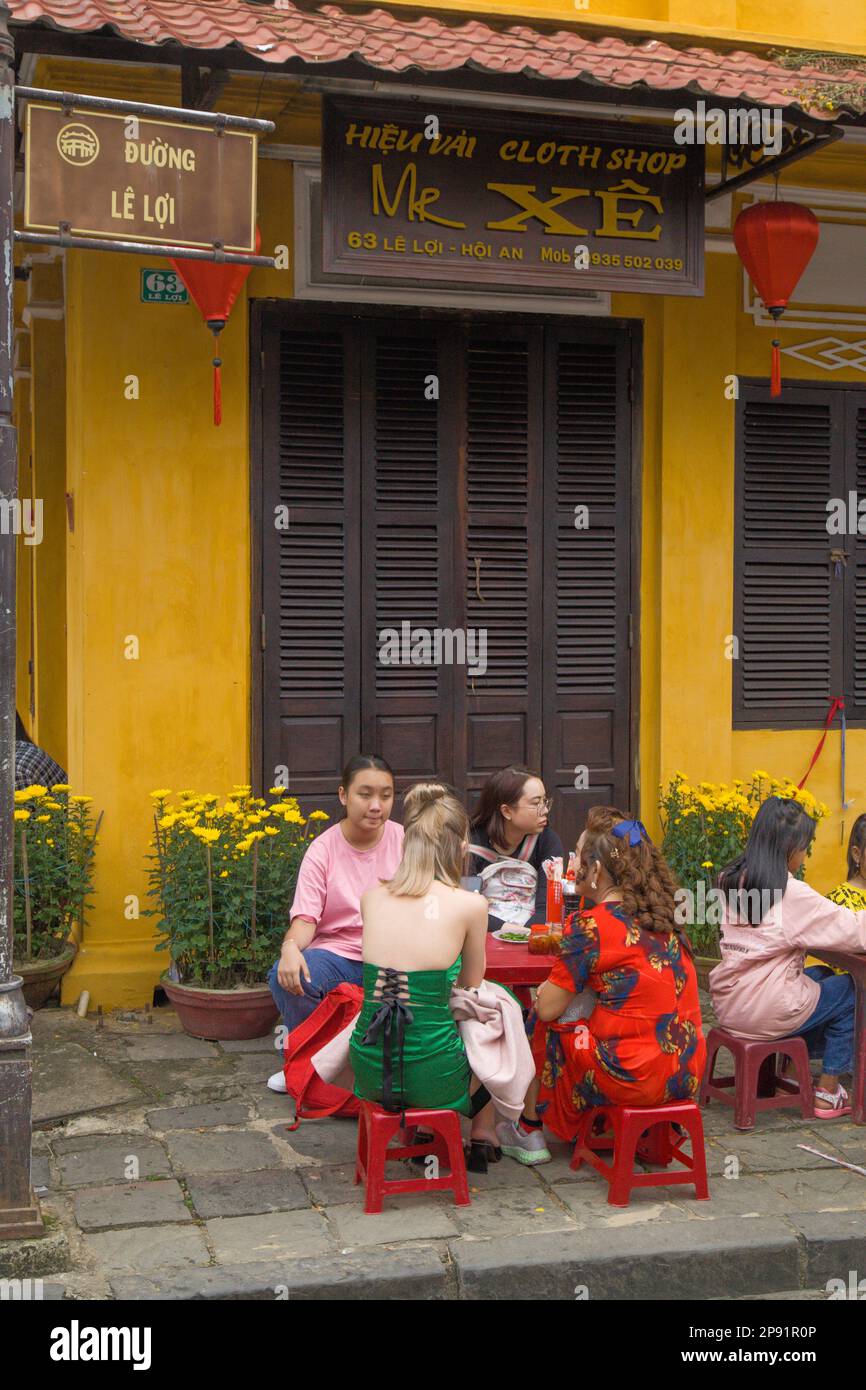 Vietnam, Hoi An, street scene, people Stock Photo - Alamy