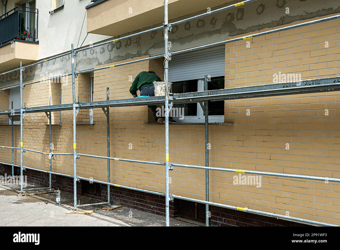 Small Scaffolding On Apartment Building, Berlin, Germany Stock Photo ...