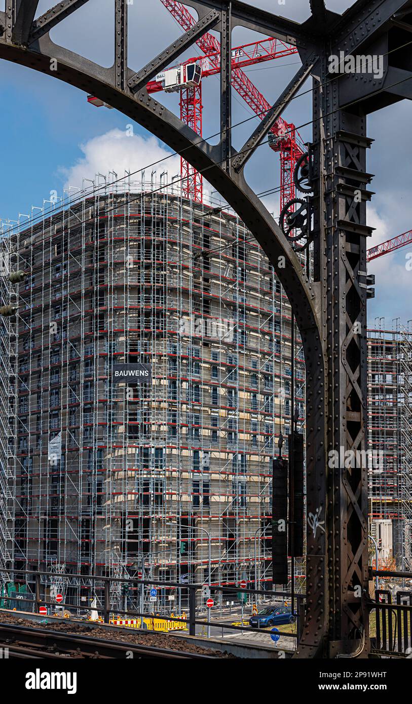 Scaffolding On New High-rise Building, In Frankfurt Am Main, Hesse ...