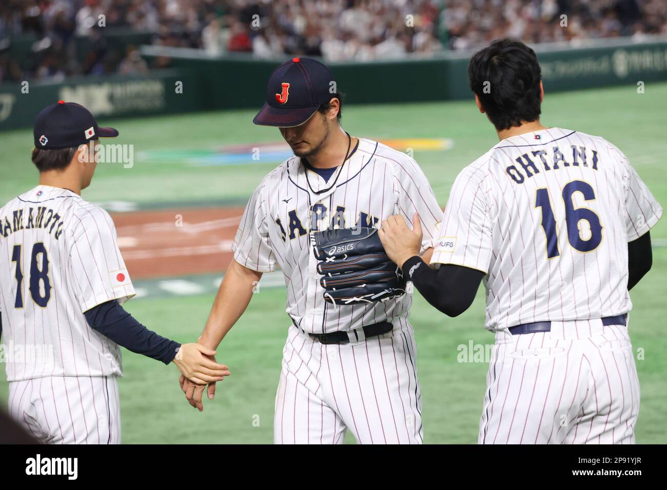 Shohei ohtani yoshinobu yamamoto japan hi-res stock photography and ...