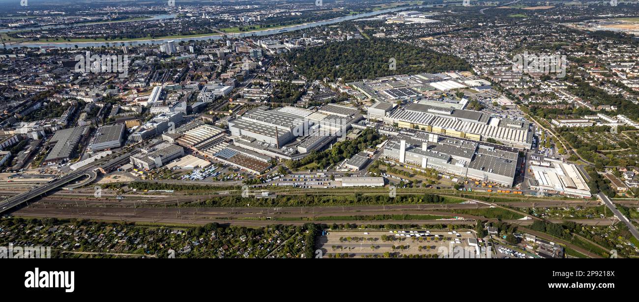 Aerial view, Mercedes Benz plant Daimler AG in Derendorf district in ...