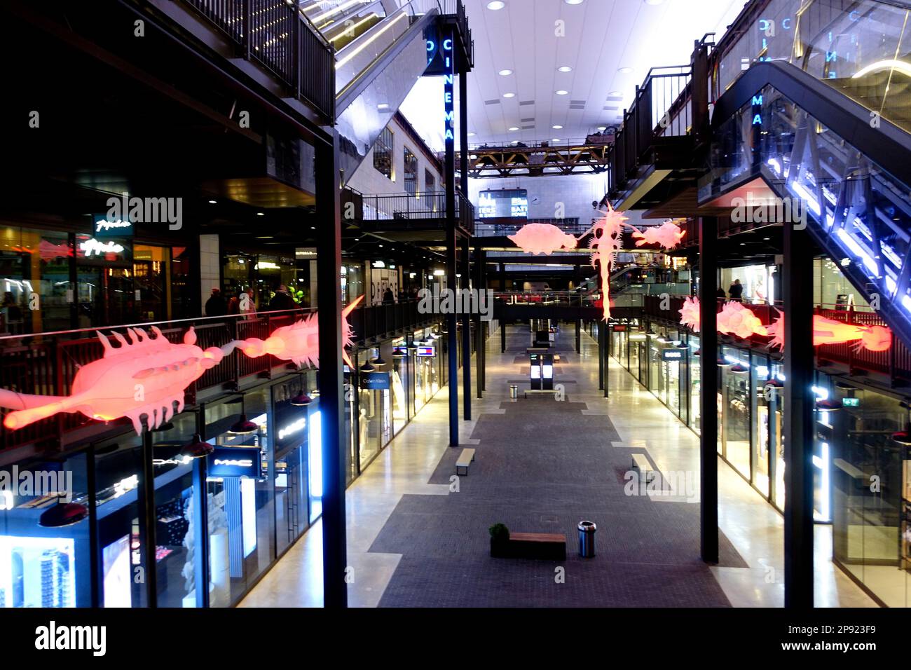 Battersea london uk interior hi-res stock photography and images - Alamy