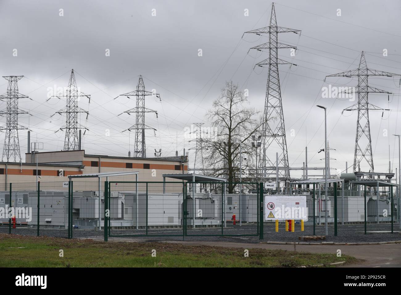 A battery park is opened in Ruien, Kluisbergen on Friday 10 March 2023 ...