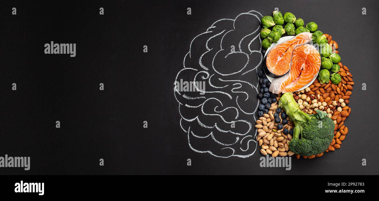 Chalk hand drawn brain picture with assorted food, food for brain ...