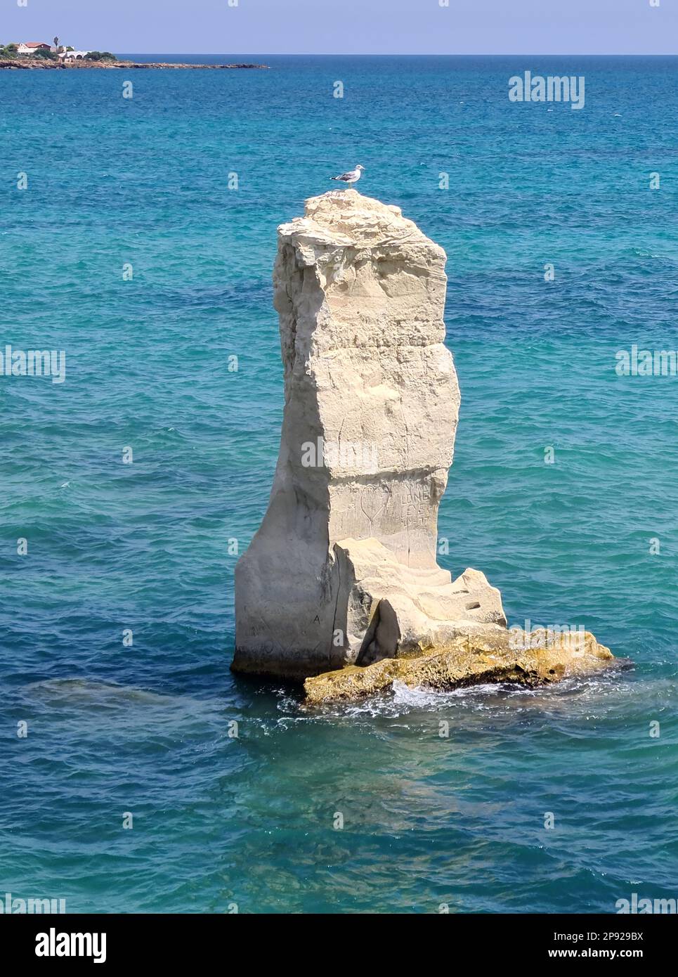 Calamosche beach is located between the archaeological remains of Eloro ...