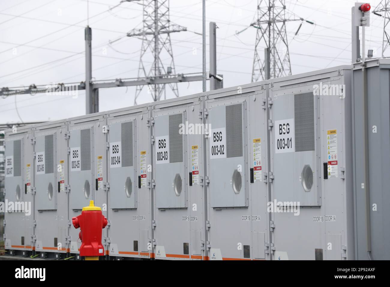 Parc de batteries hi-res stock photography and images - Alamy