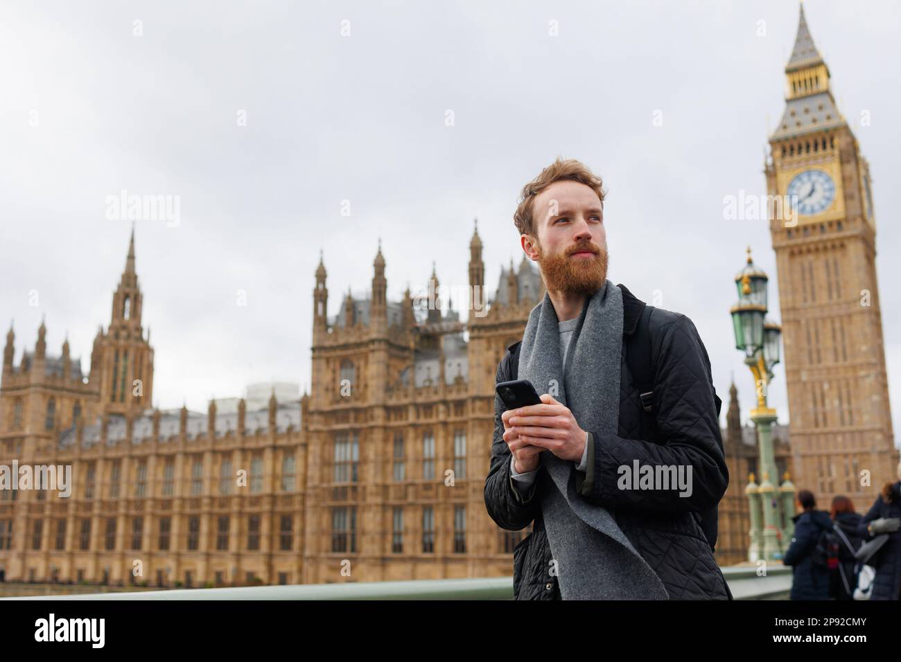 Man smartphone on london hi-res stock photography and images - Alamy