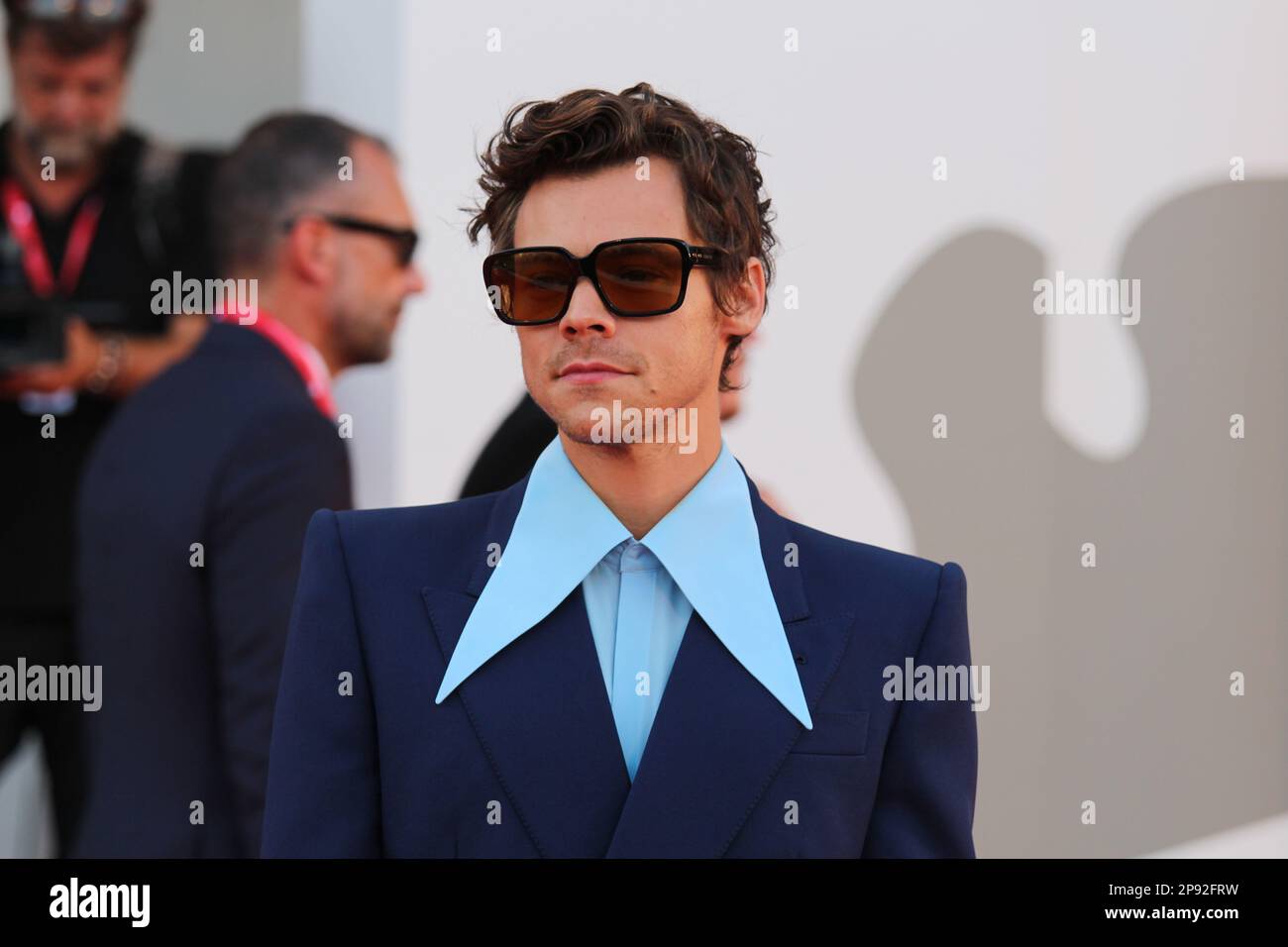 Harry Styles red carpet premiere ""Don't worry darling "" Venice film ...