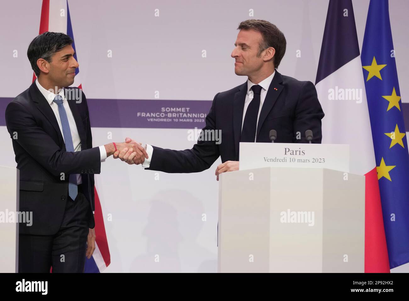 Prime Minister Rishi Sunak (left) and President of France, Emmanuel ...