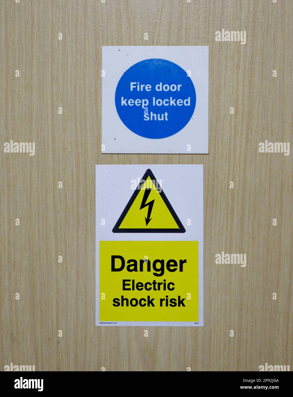 Danger electric shock risk sign hi-res stock photography and images - Alamy