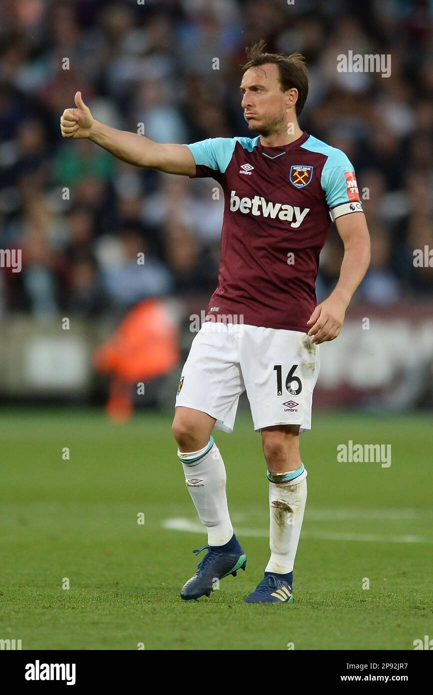 Mark Noble of West Ham United thumbs up - West Ham United v Manchester ...