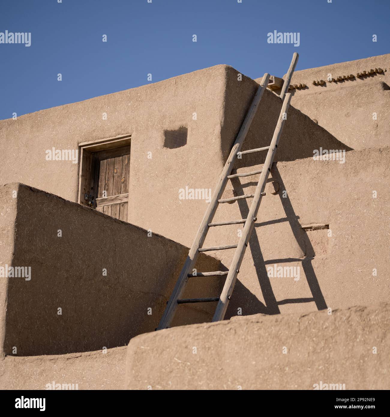 Propped facade hi-res stock photography and images - Alamy