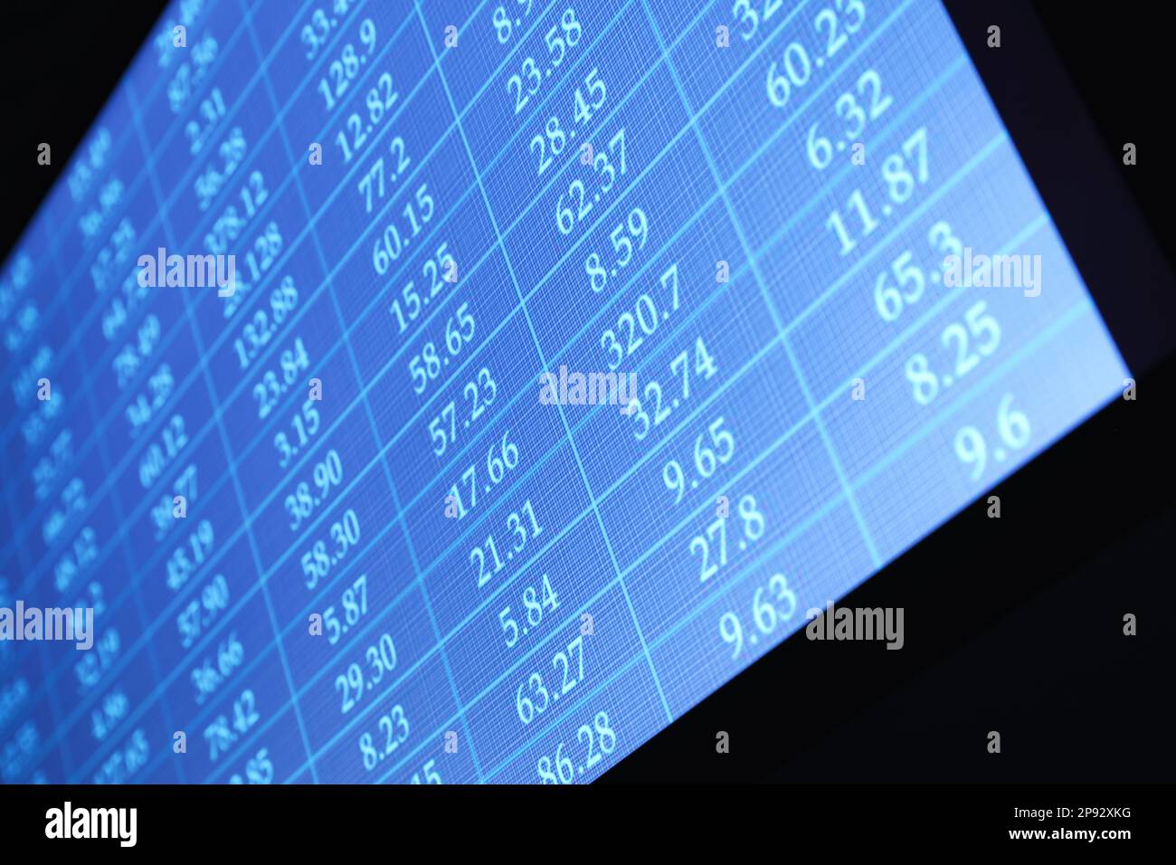 Information on screen hi-res stock photography and images - Alamy