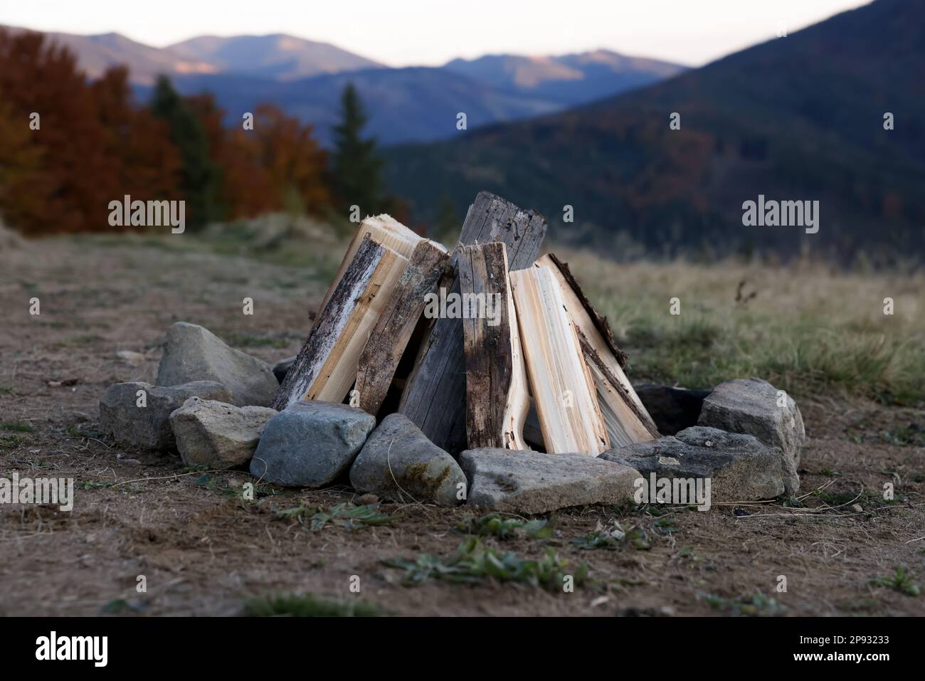 Pile of timber and stones hi-res stock photography and images - Alamy