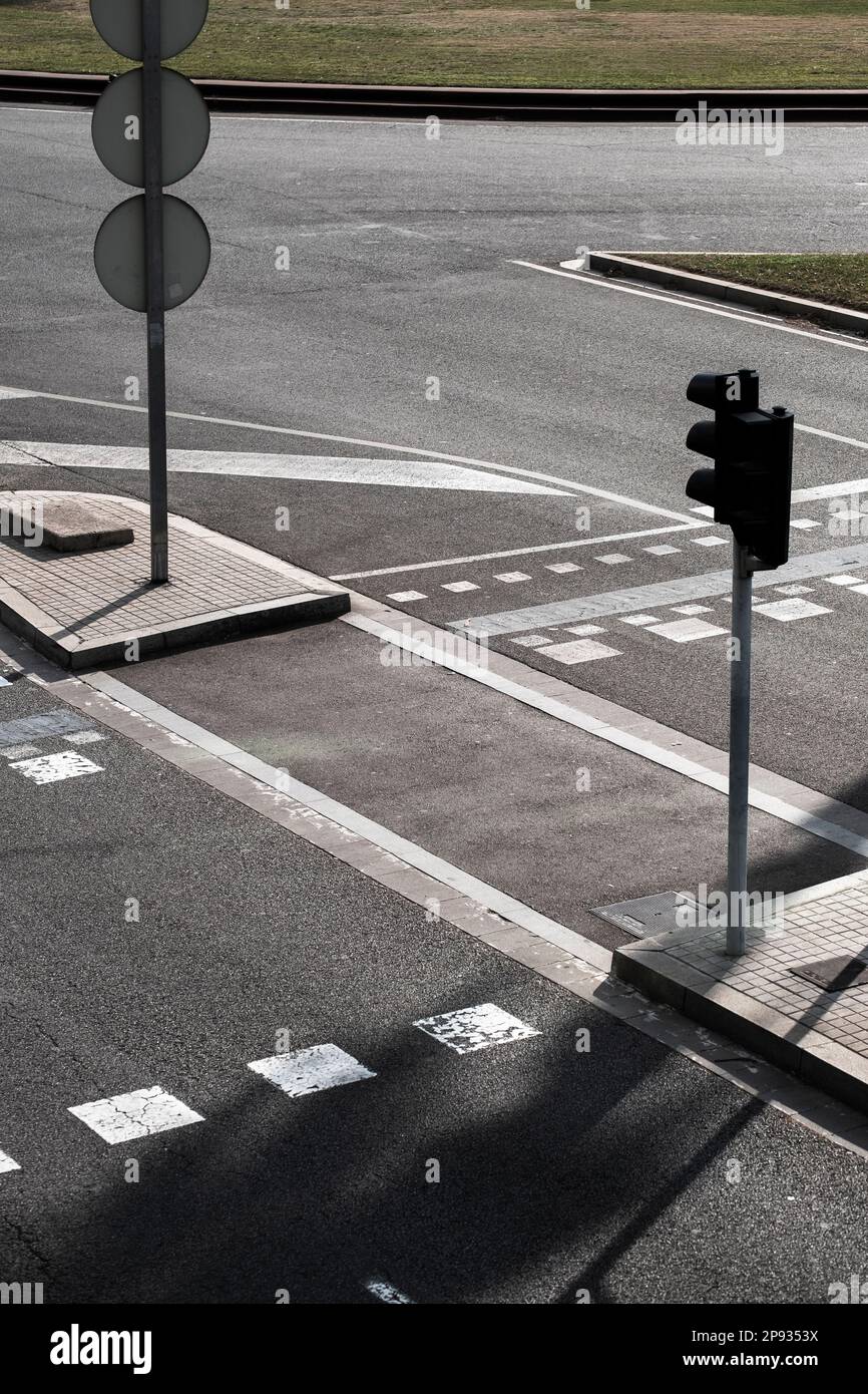 Traffic lights road signs crossroad hi-res stock photography and images ...