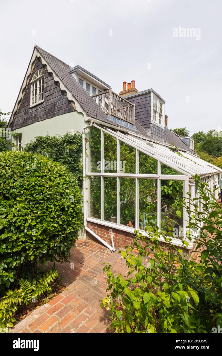 Virginia woolf home hi-res stock photography and images - Alamy