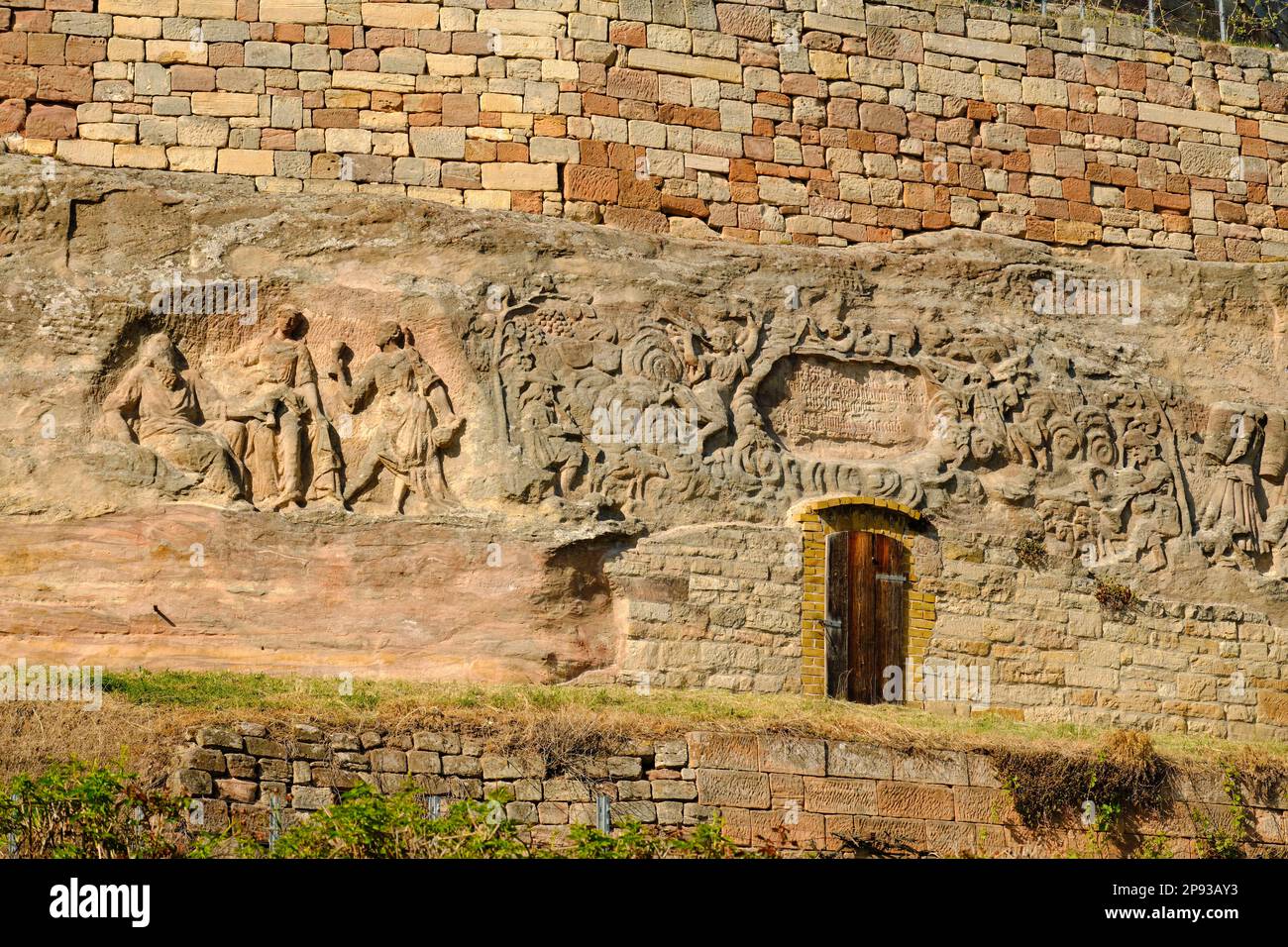 Stone picture book and vineyards in the Blütengrund in the Naumburg ...