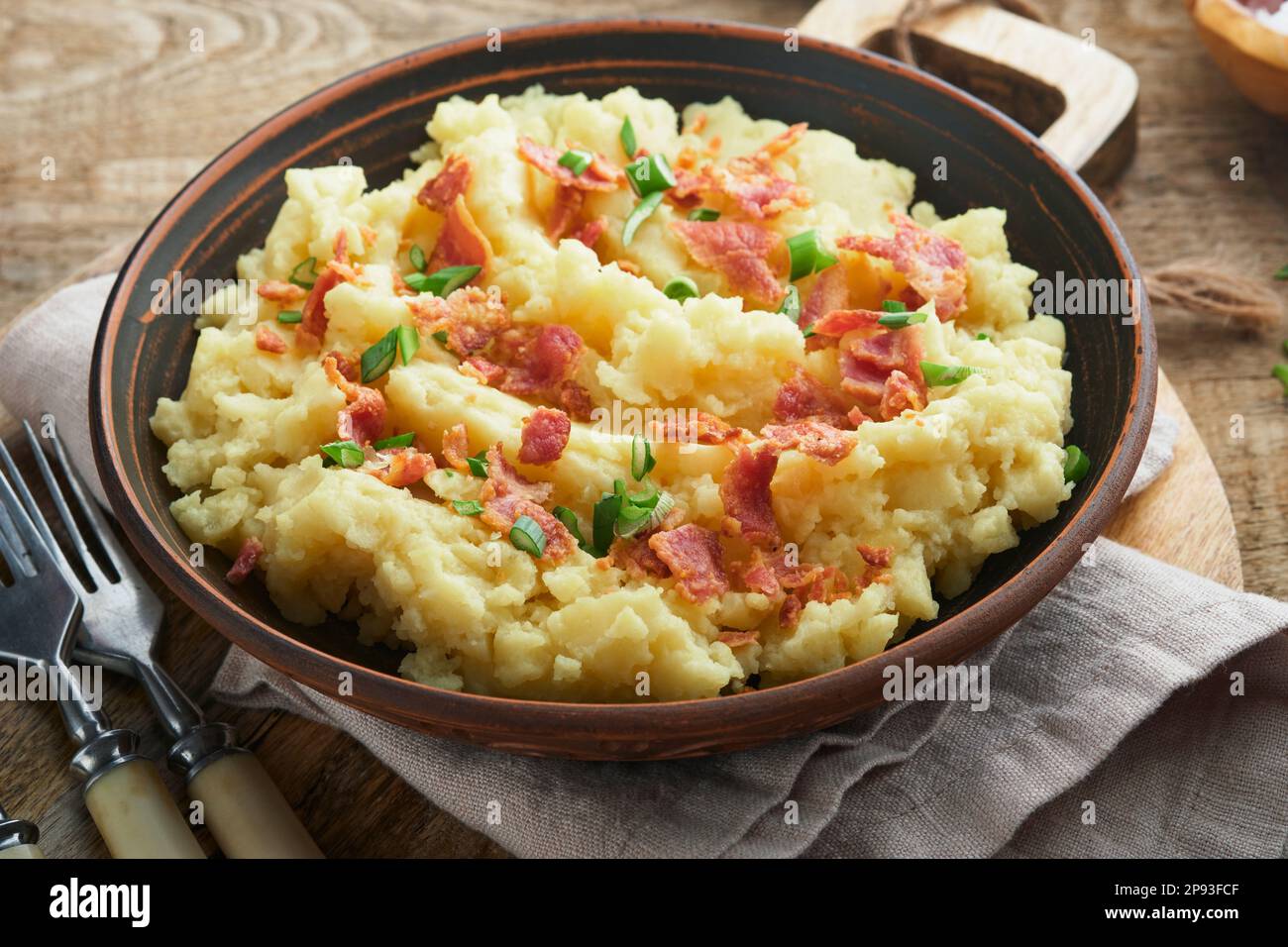Mashed potatoes. Bacon mashed potatoes with green onion, pepper and ...