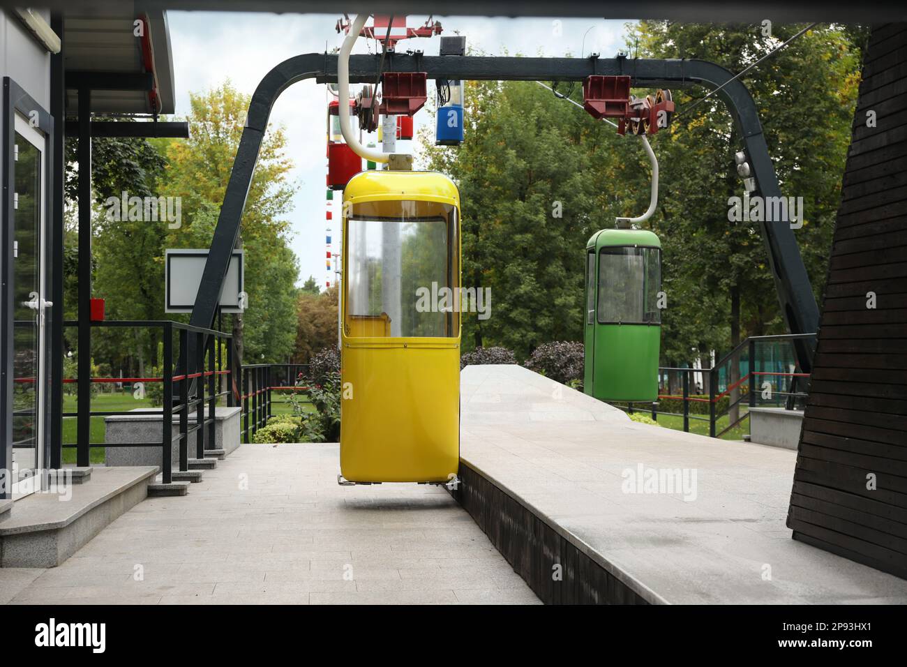 Cableway transport cabins in hi-res stock photography and images - Alamy