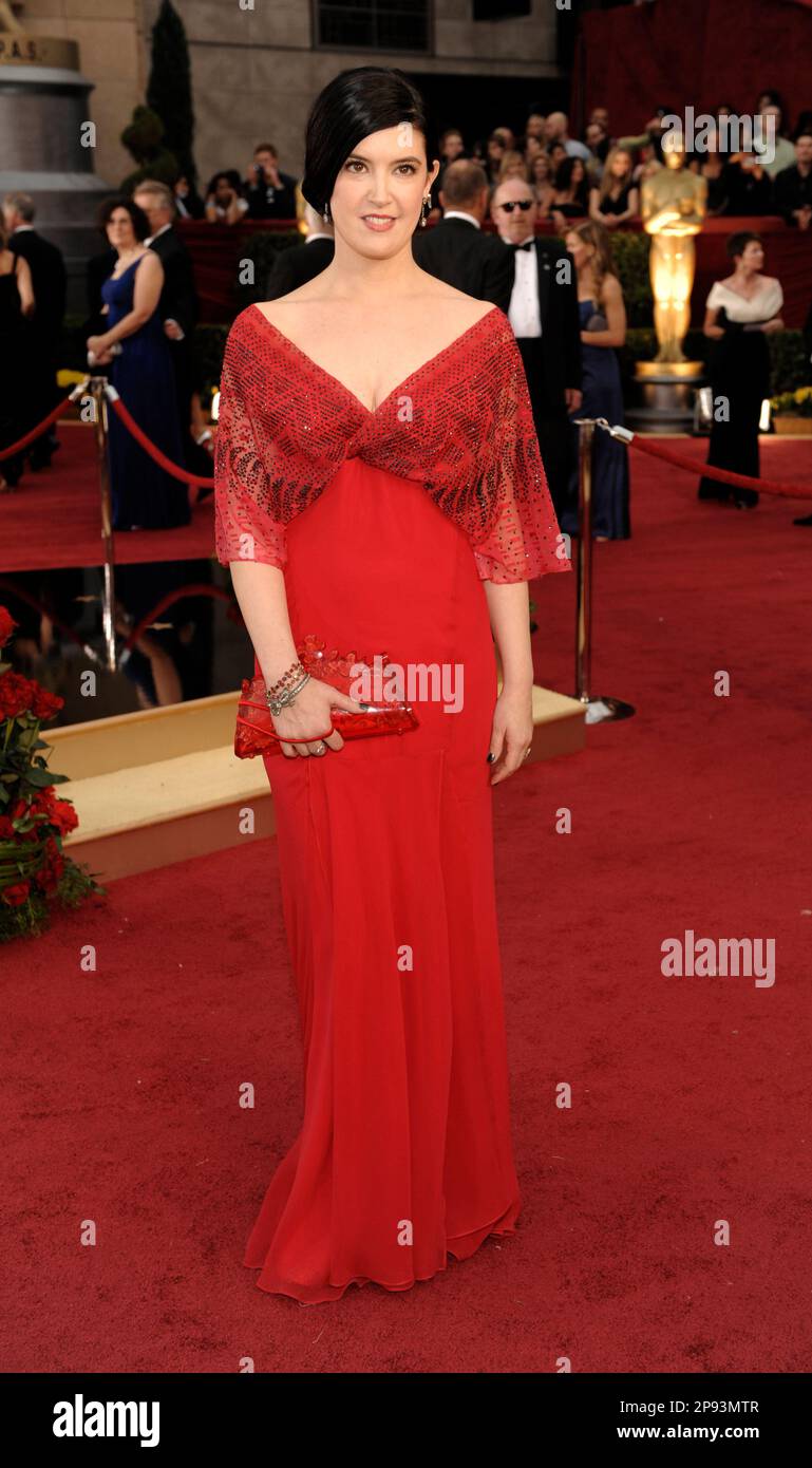 Actress Phoebe Cates arrives for the 81st Academy Awards Sunday, Feb ...