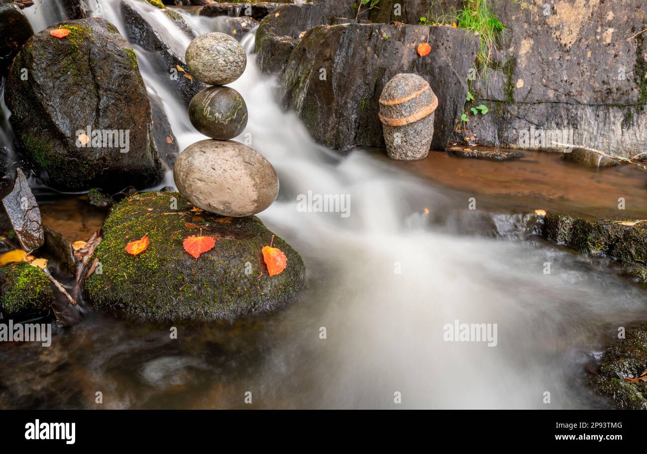 Stones and waterfall hi-res stock photography and images - Alamy