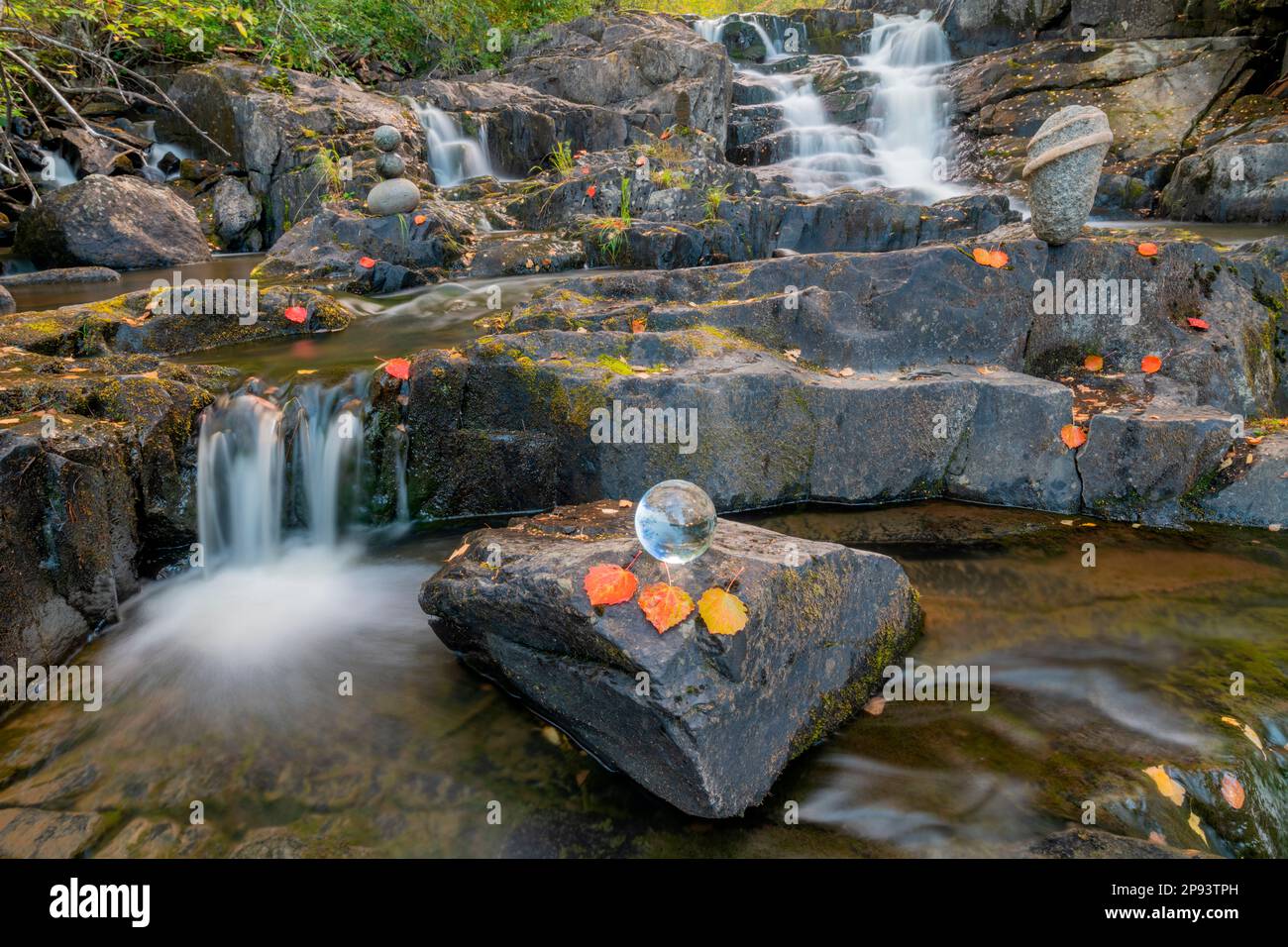Ball rocks hi-res stock photography and images - Alamy