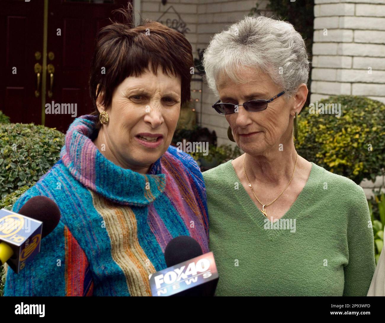 Chandra Levy's mother Susan Levy, left, and Donna Relay of the victims ...