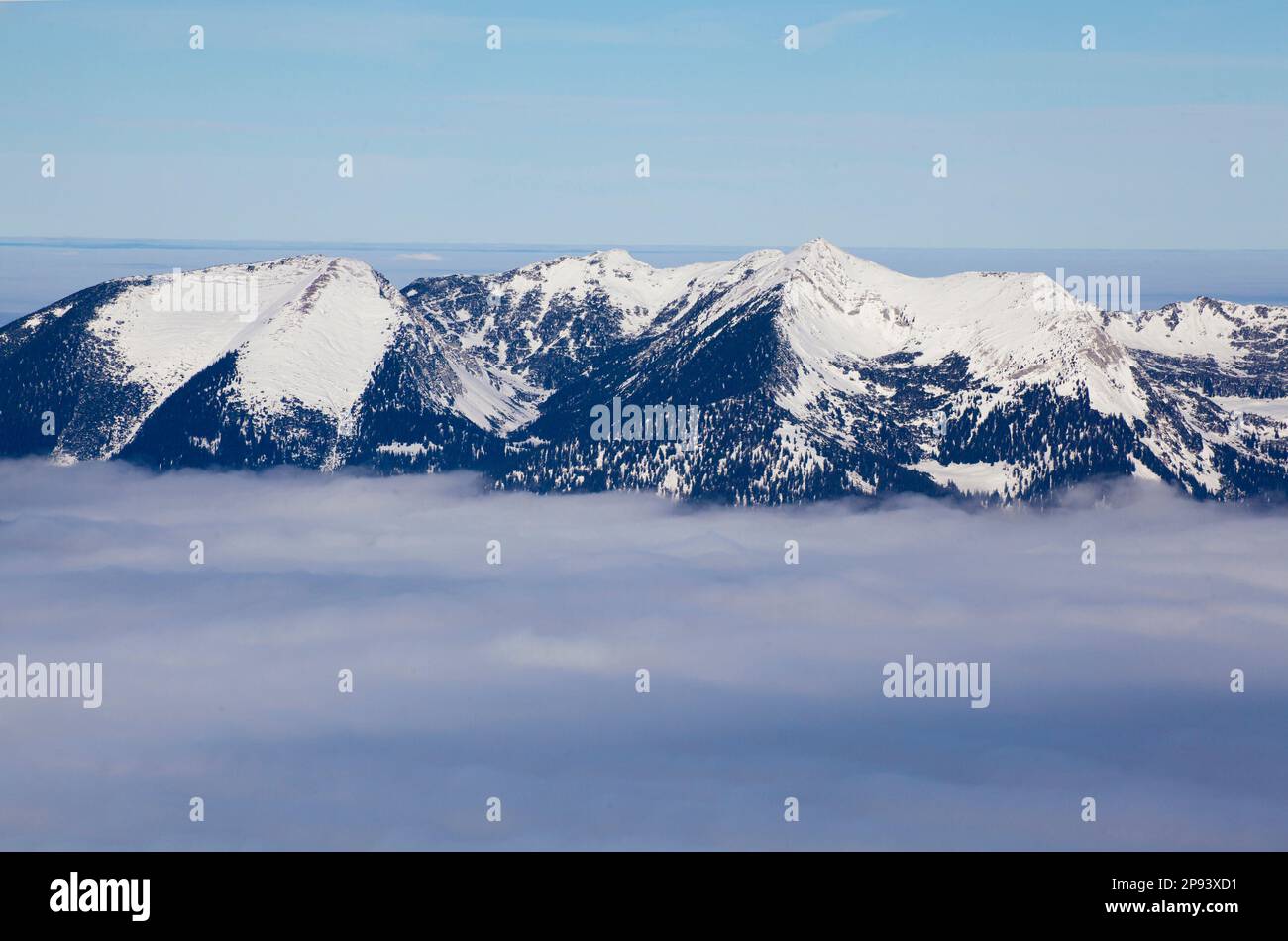 Inversion layer between warm and cold air, winter in the Karwendel ...