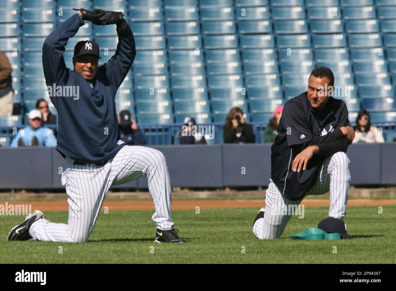 New York Yankees short stop Derek Jeter, right, and Bernie Williams ...