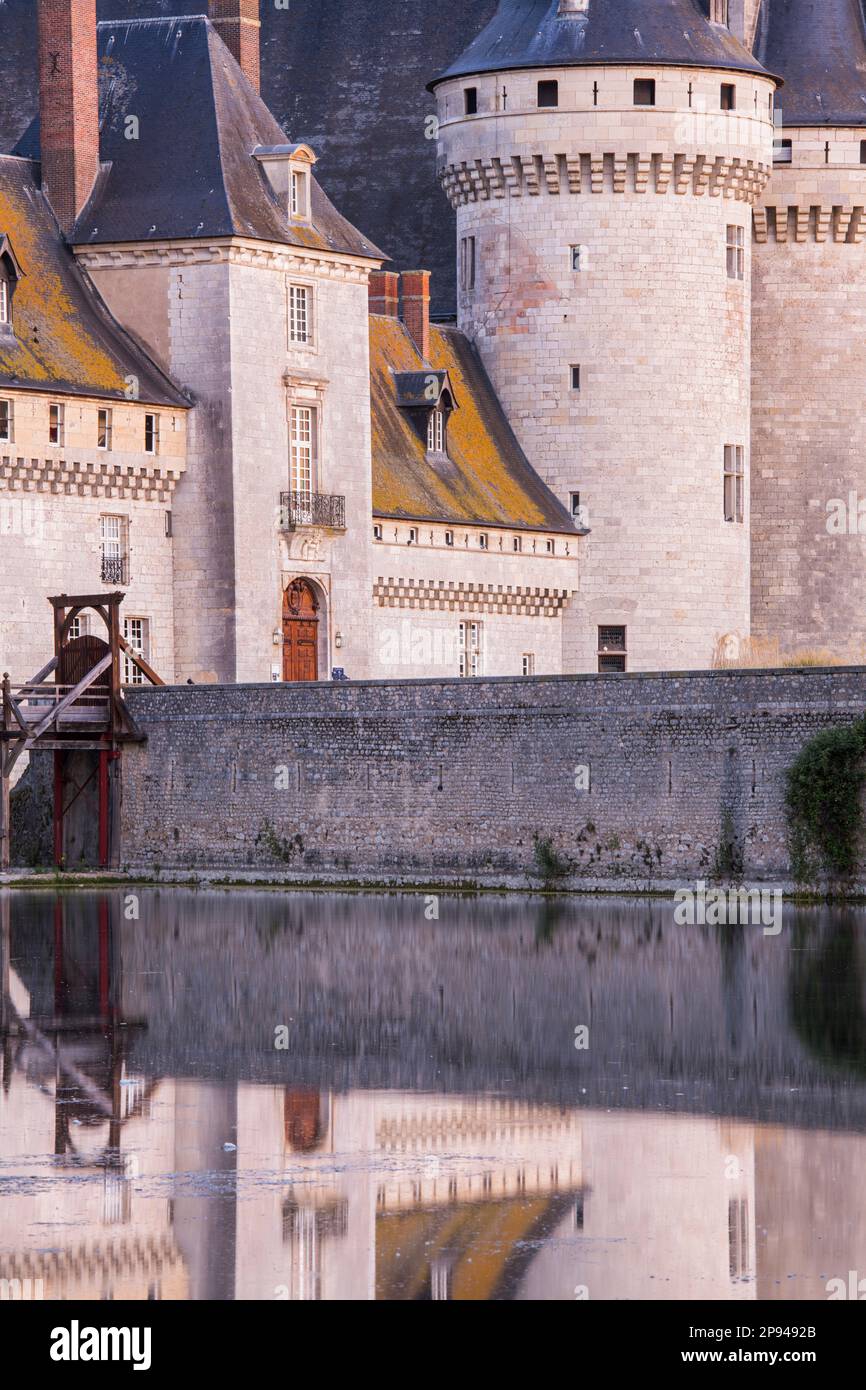 Sur de france palace hi-res stock photography and images - Alamy