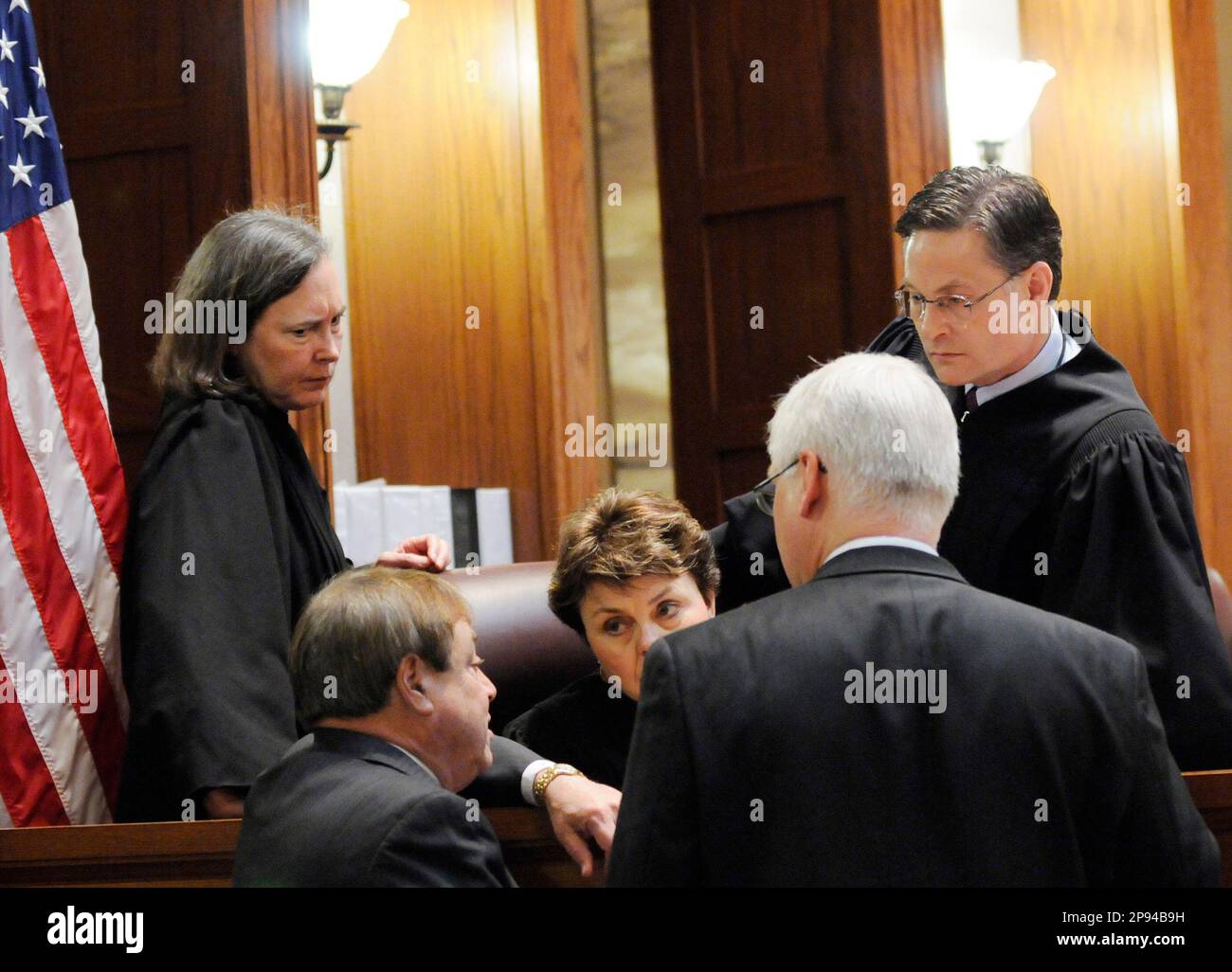 Norm Coleman attorney Joe Friedberg, bottom left, and Al Franken ...