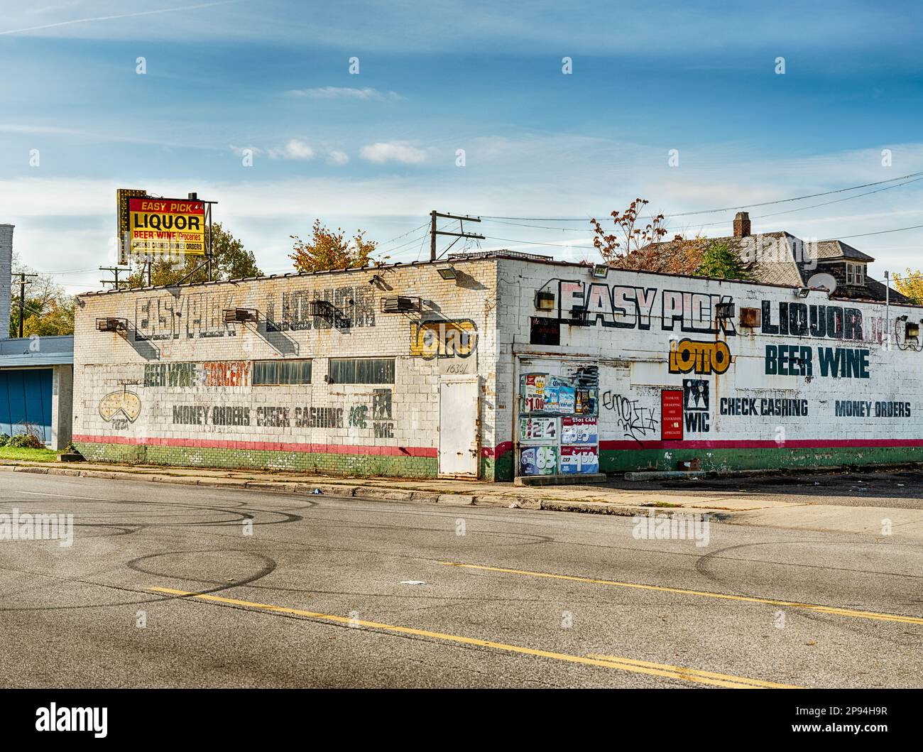 One mile of hamilton avenue hi-res stock photography and images - Alamy