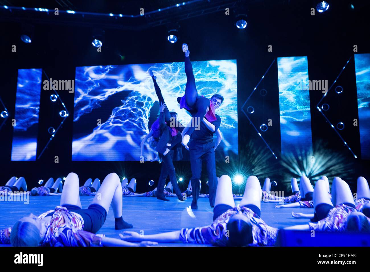 Ks dance hi-res stock photography and images - Alamy