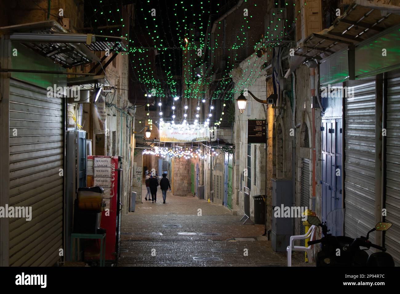Islamic crescent and star jerusalem hi-res stock photography and images ...