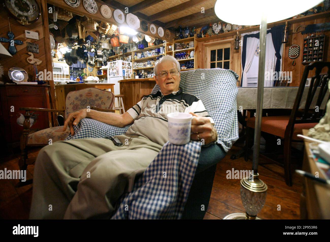 Sitting at his home in Bentonia, Miss., Jan 28, 2009, retired Rev ...