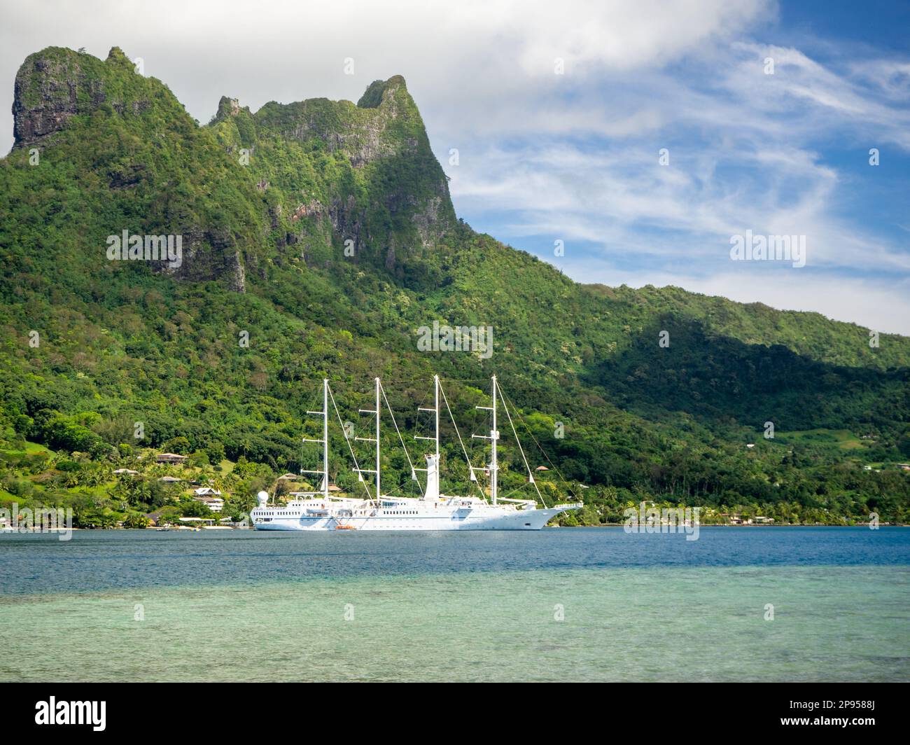 Tahiti island nature landscape, French Polynesia Stock Photo - Alamy