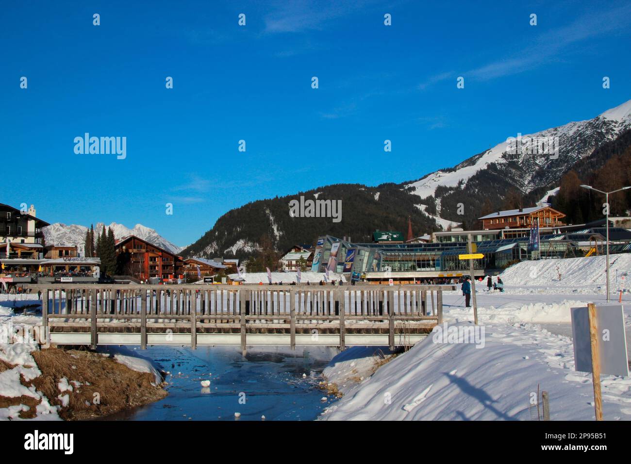 Austria, Tyrol, Seefeld, village view, winter mountain landscape ...