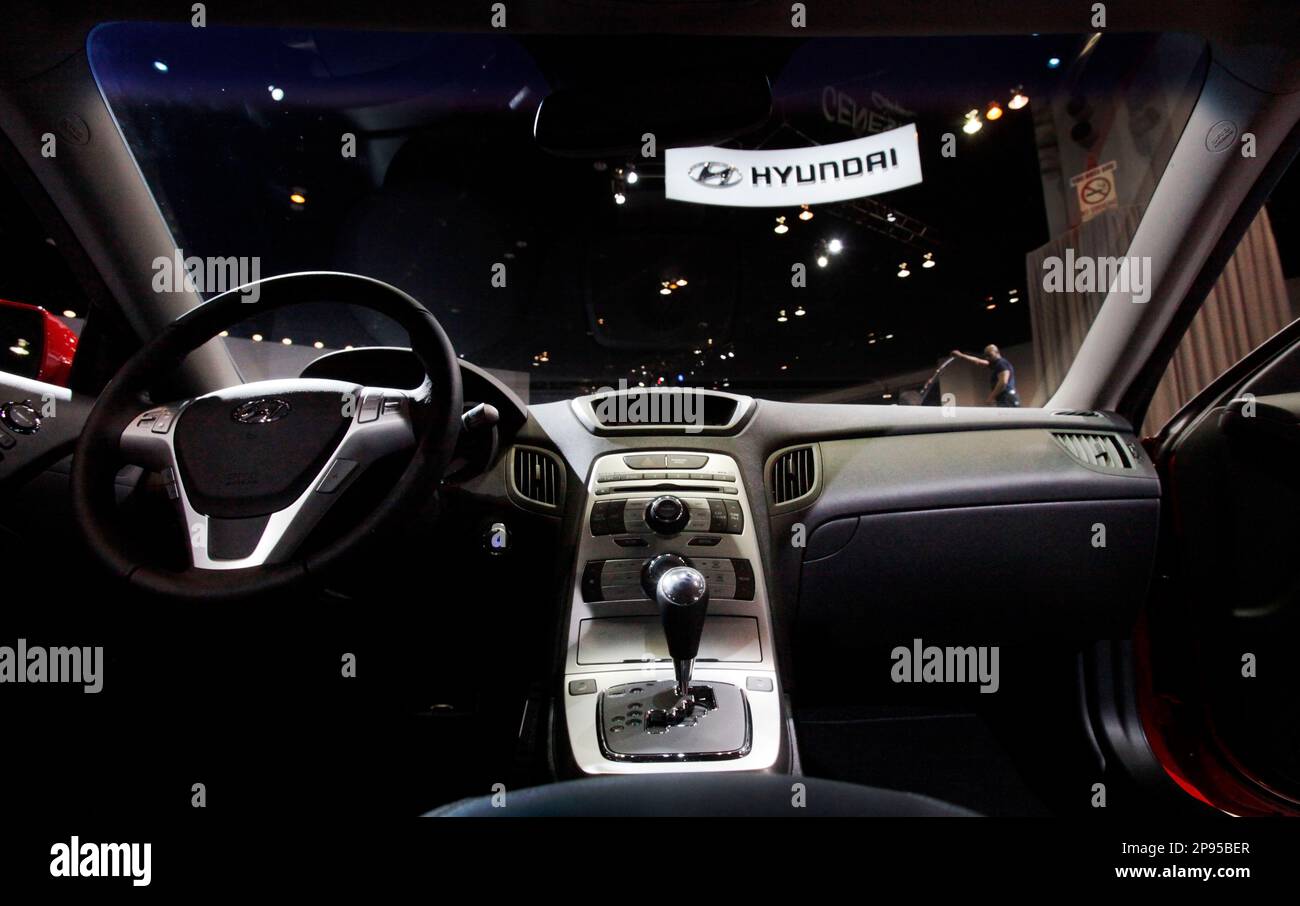 Hyundai Genesis Coupe Interior Automatic