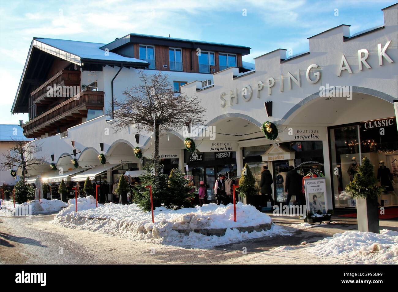 Austria, Tyrol, Seefeld, shopping center, shopping arcades, winter ...