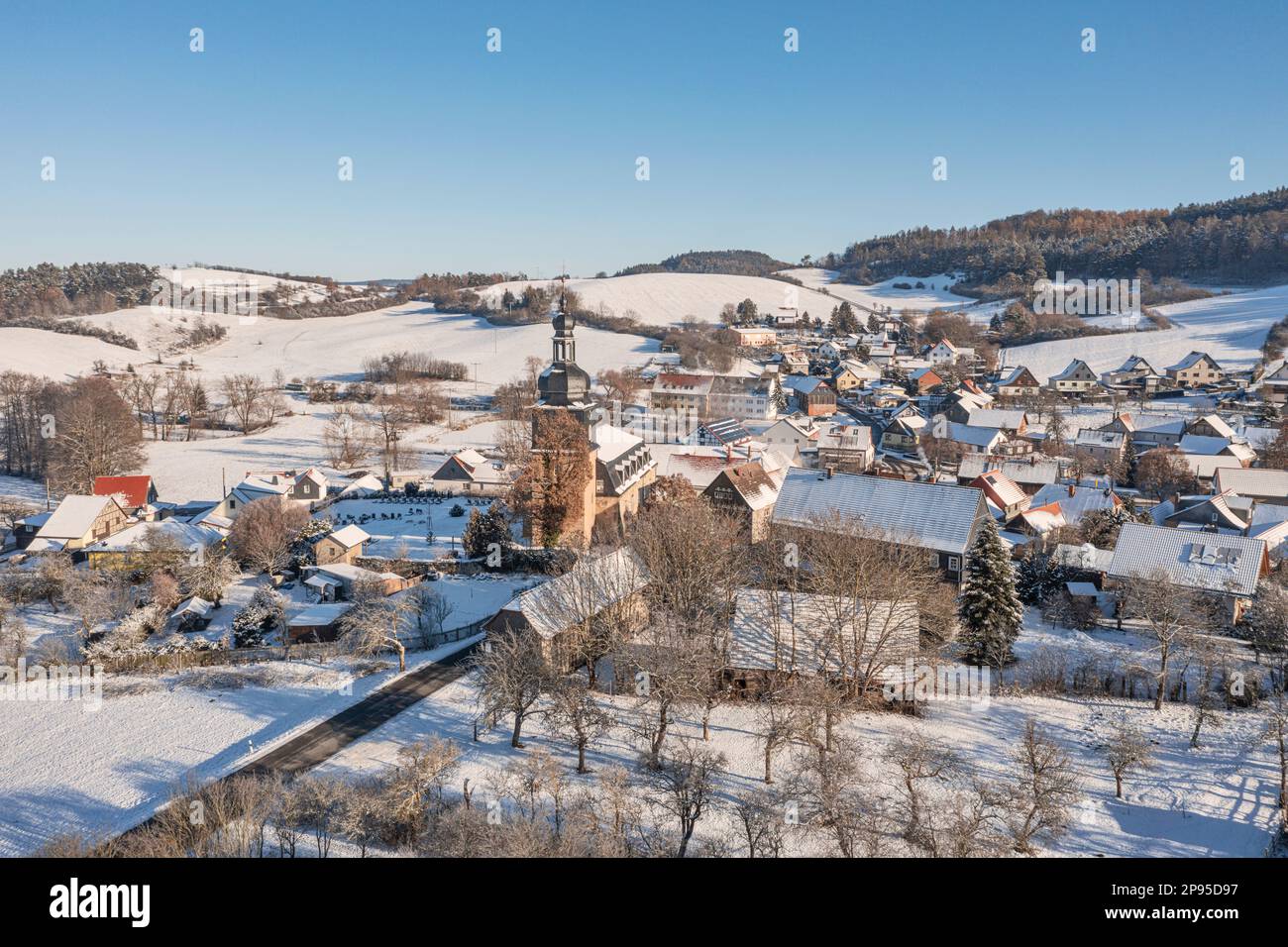 Germany, Thuringia, Allendorf, village, church, gardens, mountains ...