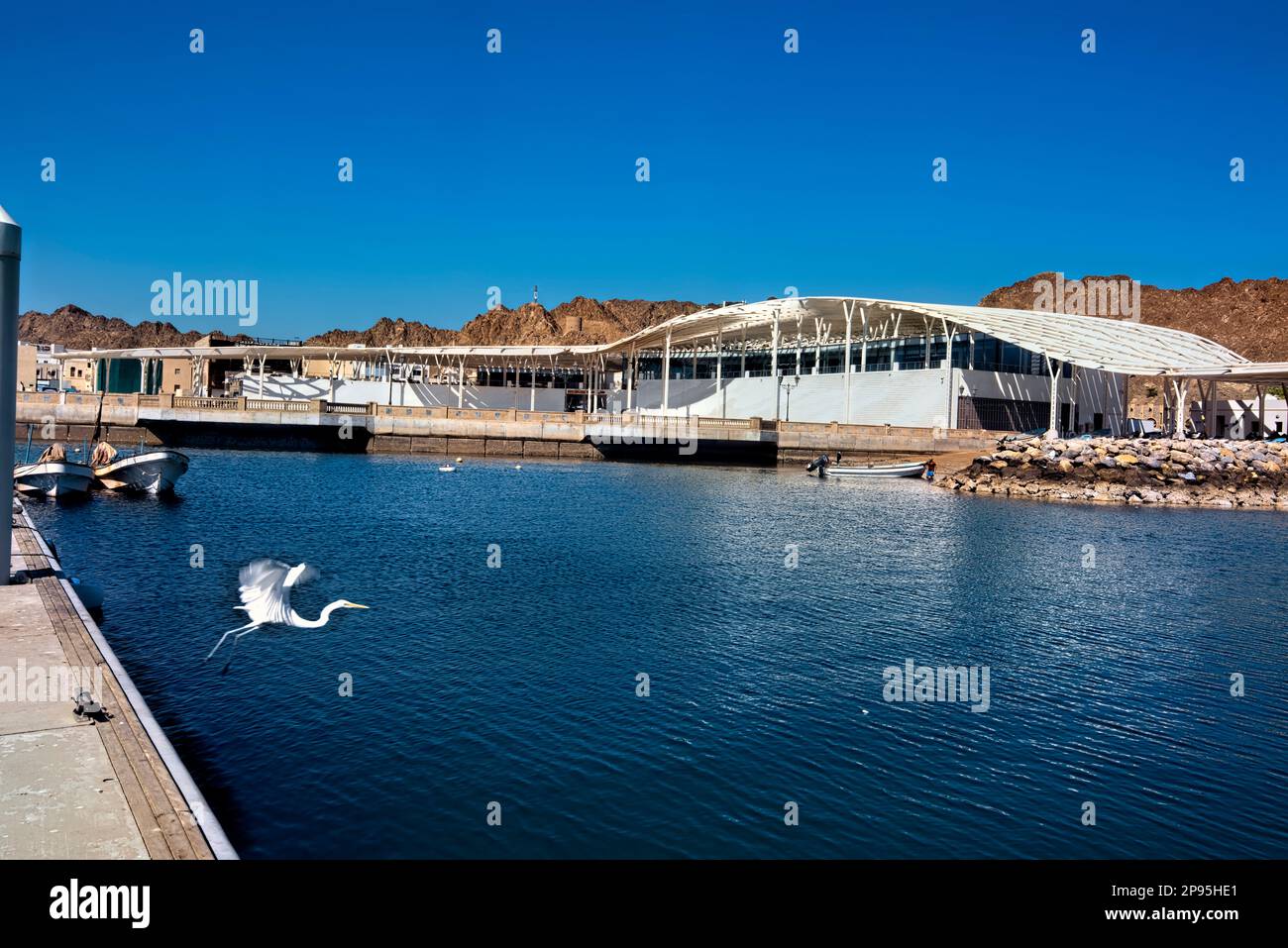 Muscat oman souq muttrah hi-res stock photography and images - Alamy
