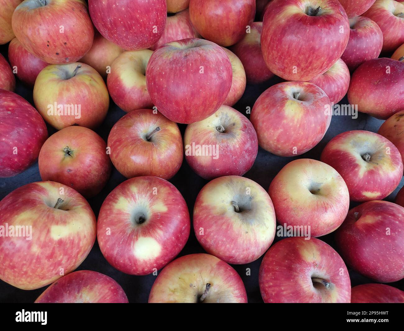Apples topview hi-res stock photography and images - Alamy