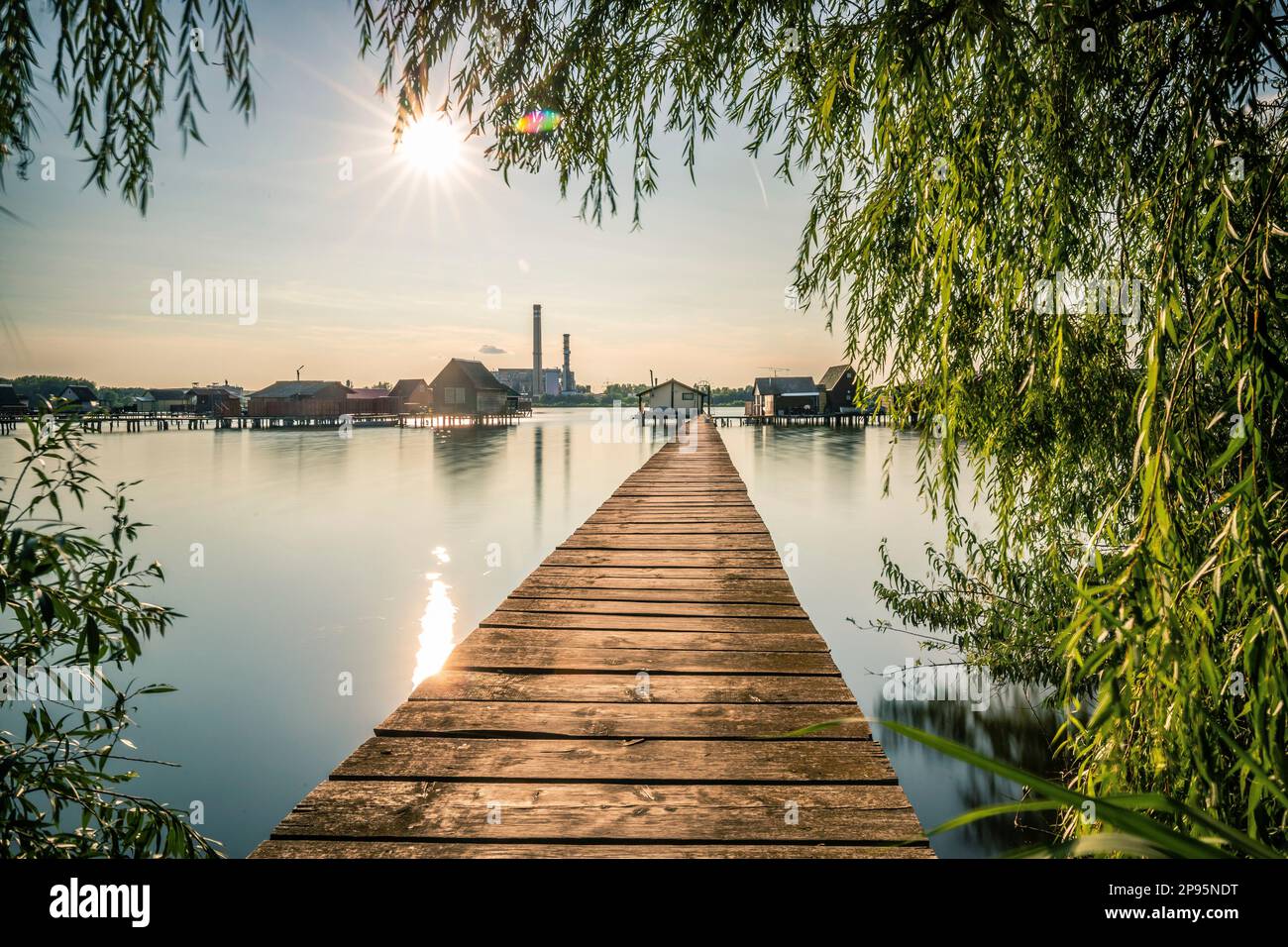 Bokodi Hor szsrégek, floating village in Hungary, jetties going into a ...