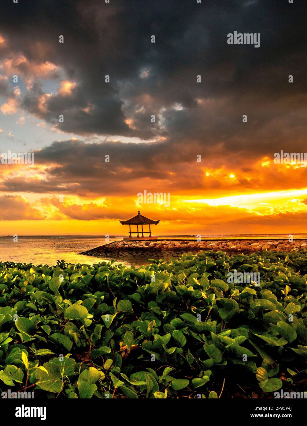 Sanur beach path hi-res stock photography and images - Alamy